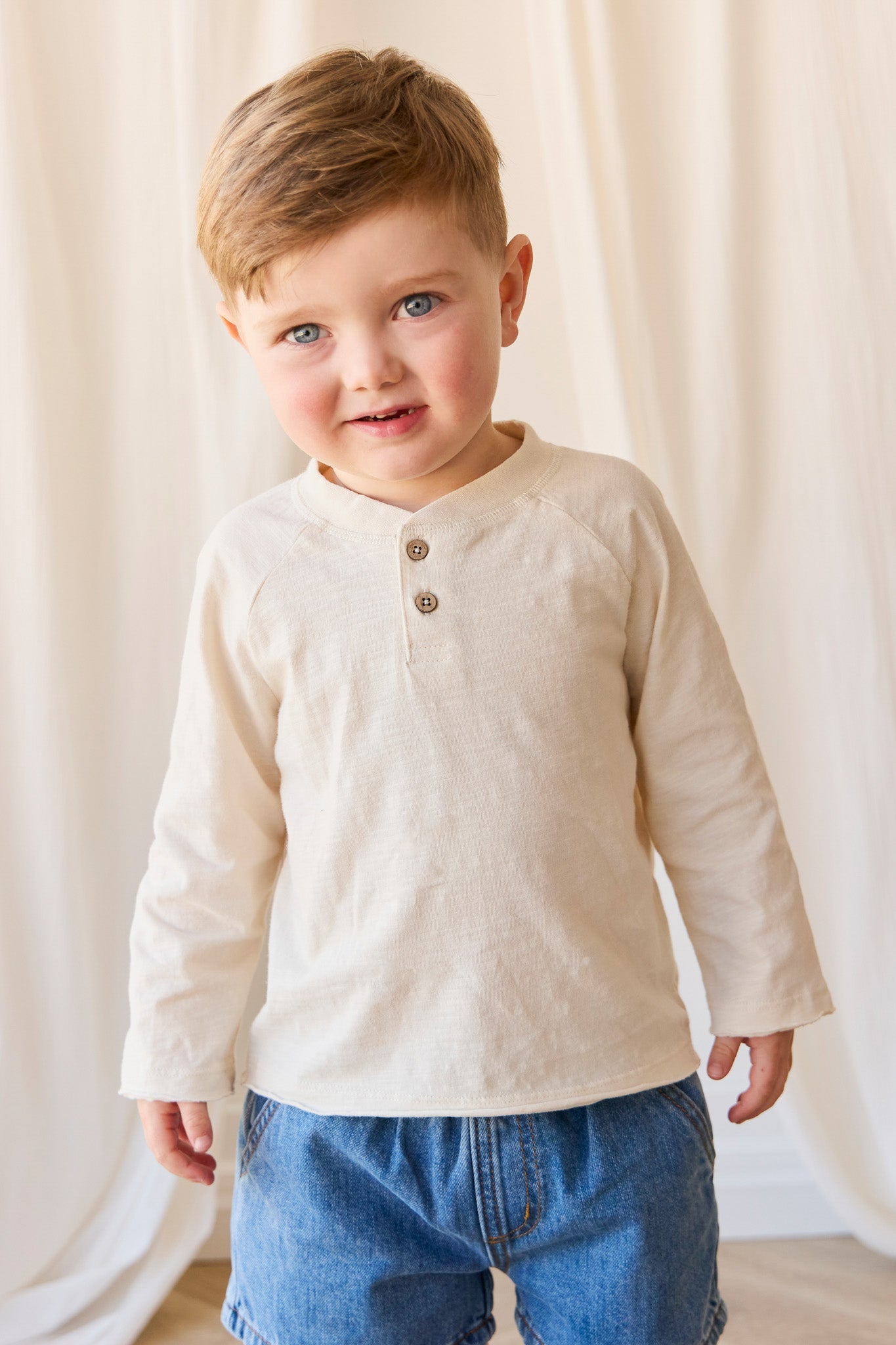 Organic Cotton Lewis Long Sleeve Tee - Parchment – Jamie Kay Wholesale